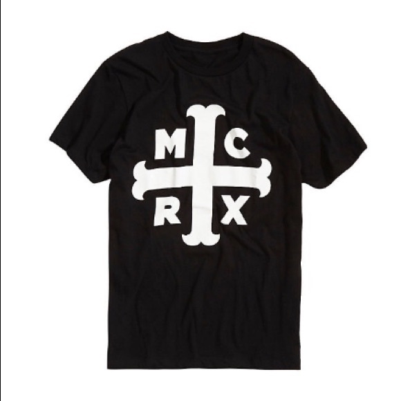 Hot Topic | Shirts | Nwot My Chemical Romance Mcrx Band Merch Tshirt ...